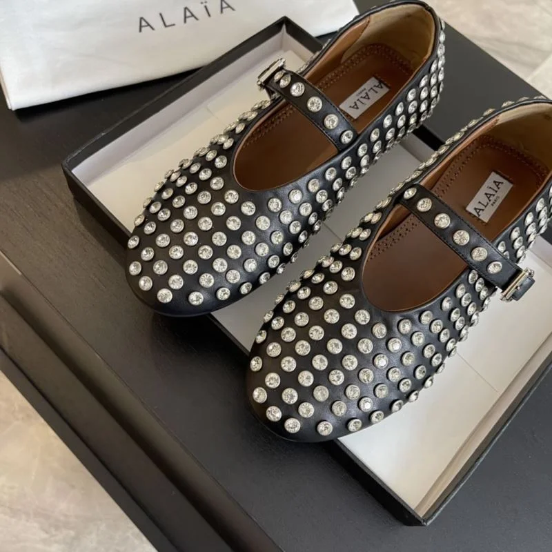 Top match Alaia Shoes