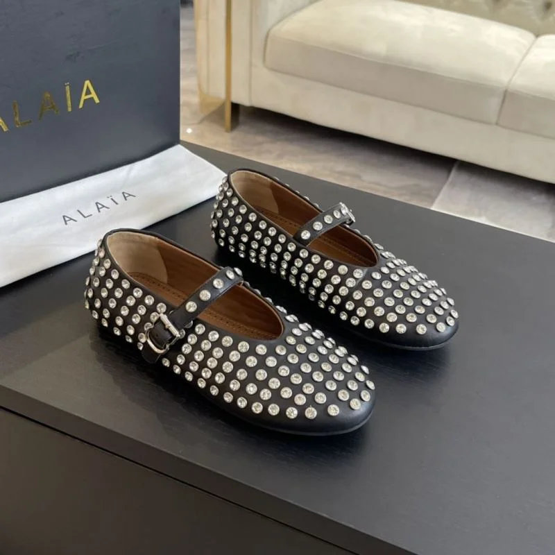 Top match Alaia Shoes