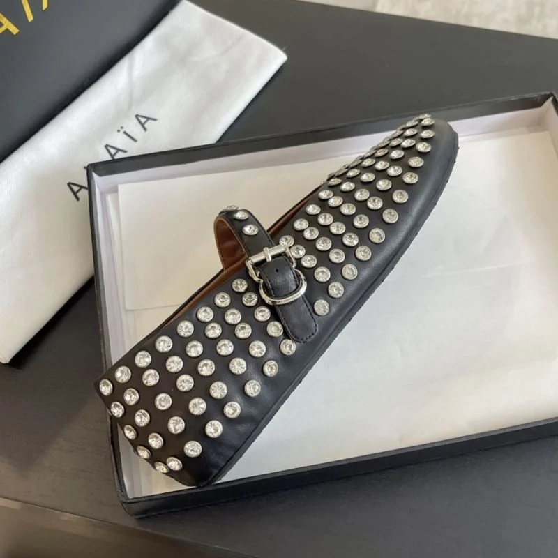 Top match Alaia Shoes