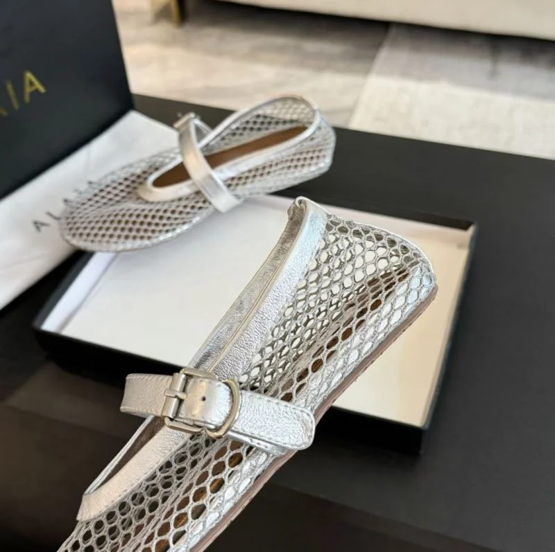 Exact replica Alaia Shoes