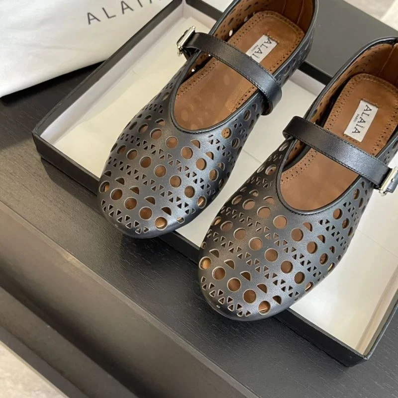Low-cost Alaia Shoes