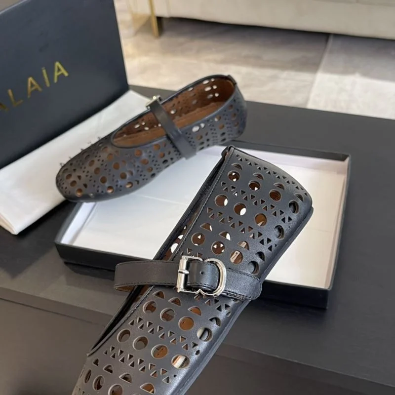 Low-cost Alaia Shoes