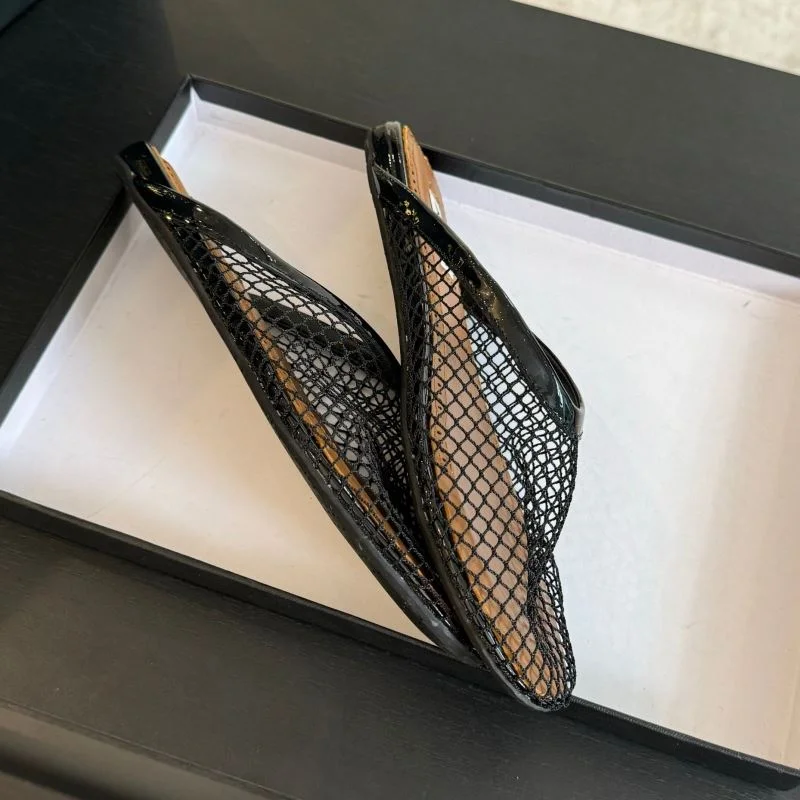 Exact replica Alaia Shoes