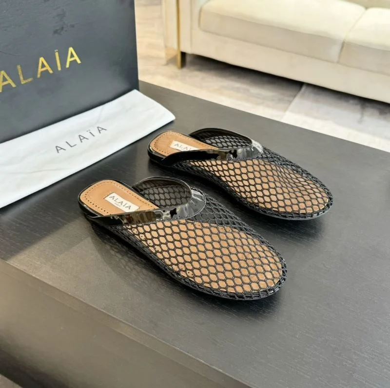 Exact replica Alaia Shoes