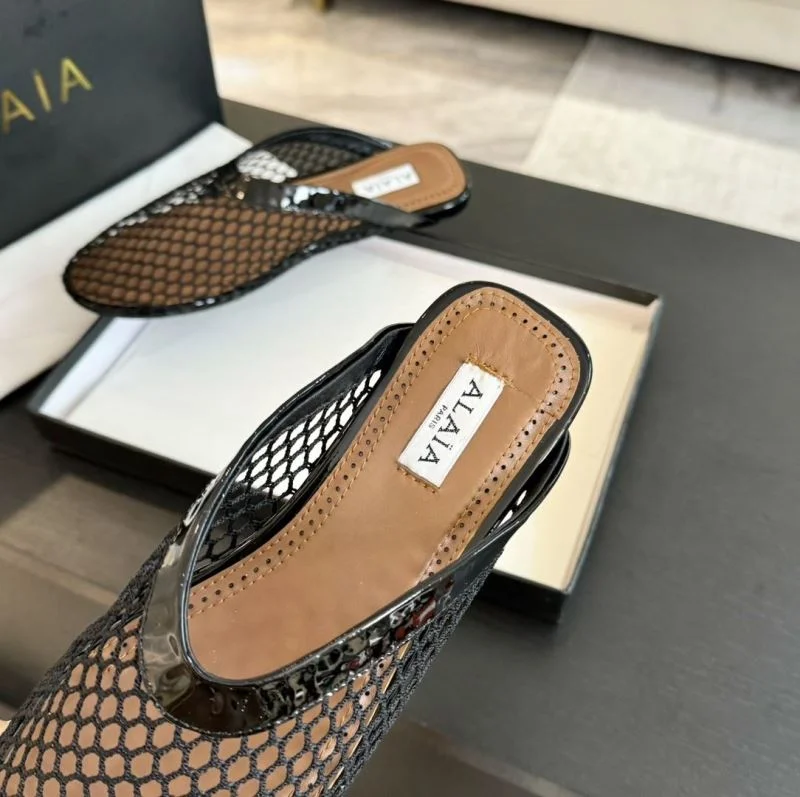Exact replica Alaia Shoes
