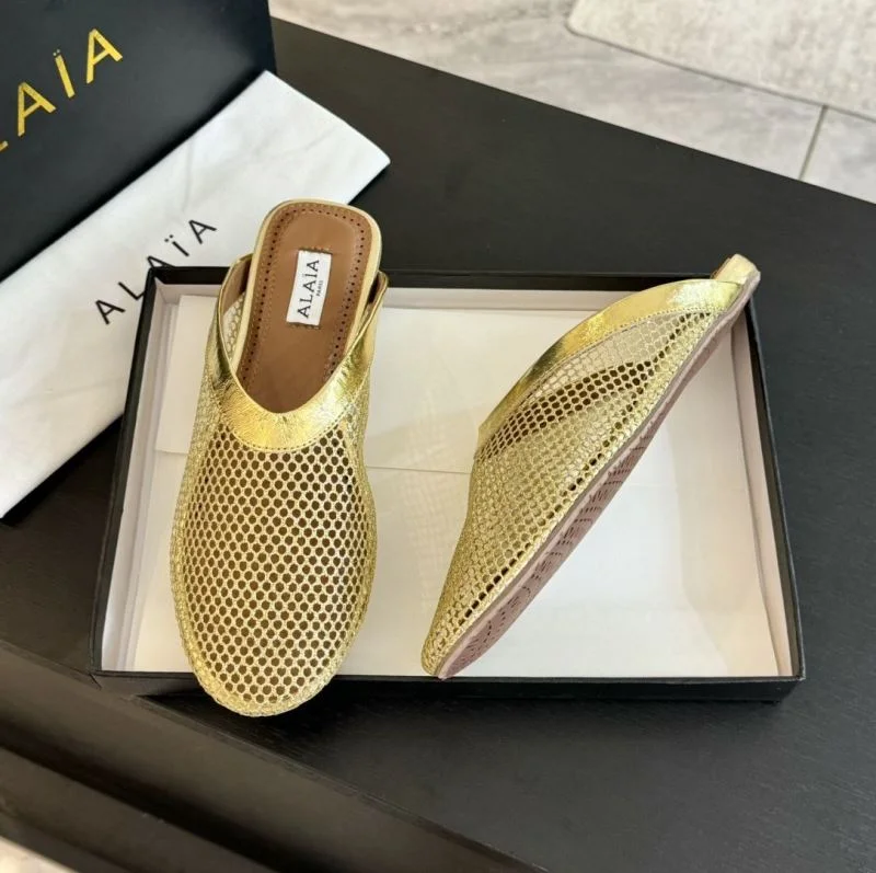 Exact replica Alaia Shoes