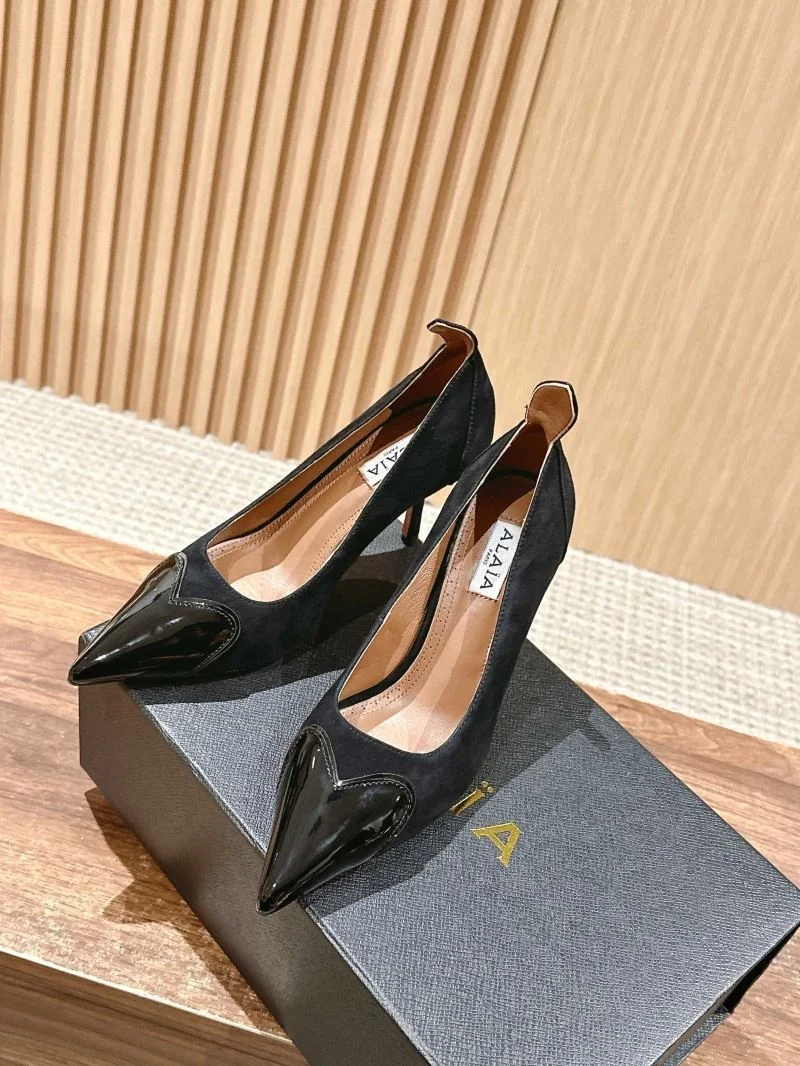 Low-cost Alaia Shoes