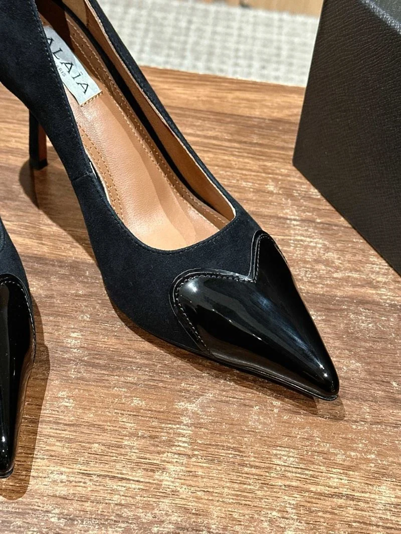 Low-cost Alaia Shoes