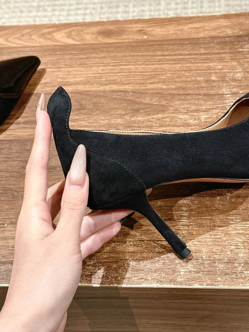 Low-cost Alaia Shoes