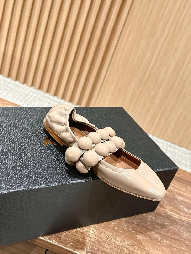Inexpensive Alaia Shoes