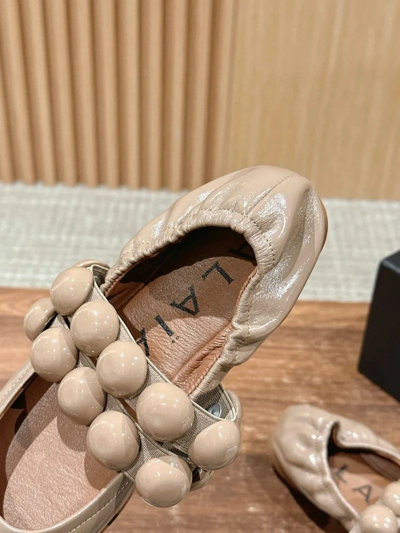 Inexpensive Alaia Shoes