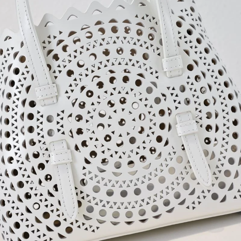 High accuracy Alaia Shopping Bags