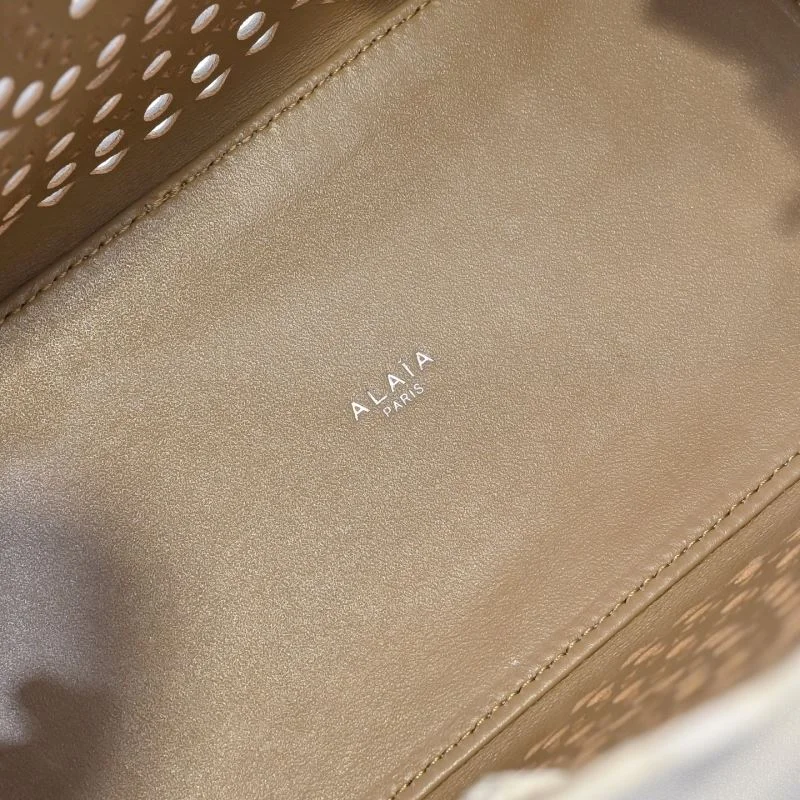 High accuracy Alaia Shopping Bags