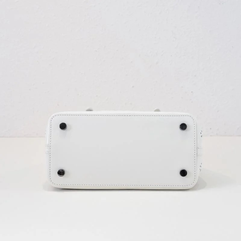 High accuracy Alaia Shopping Bags
