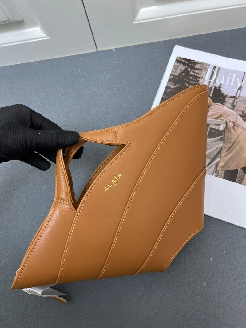 1:1 copy Alaia Top Handle Bags