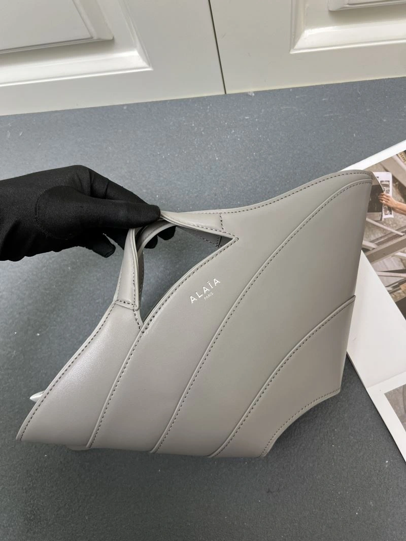 Mirror quality Alaia Top Handle Bags
