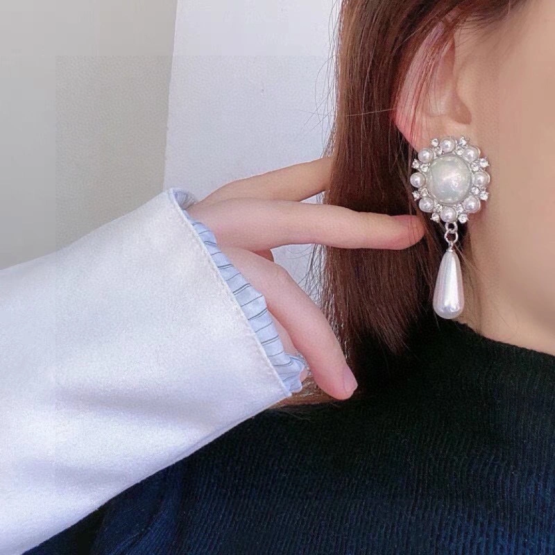 Exact replica Alessandra Rich Earrings