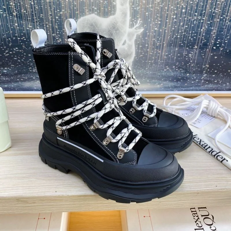 Official Alexander Mcqueen Boots