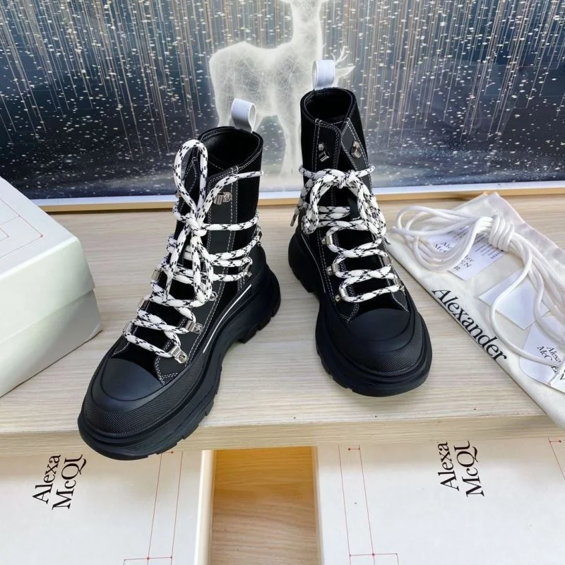 Official Alexander Mcqueen Boots