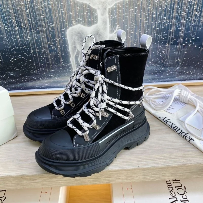 Official Alexander Mcqueen Boots