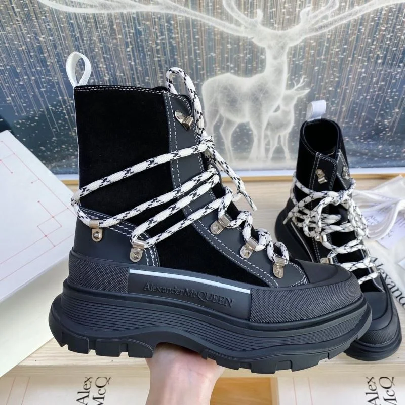 Official Alexander Mcqueen Boots