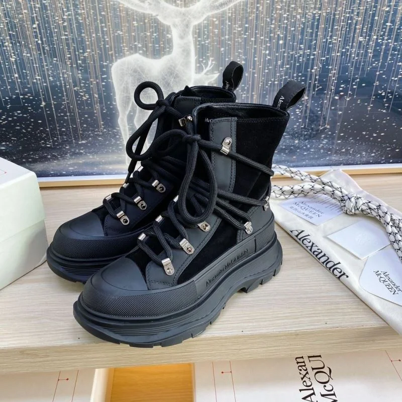 Value-priced Alexander Mcqueen Boots