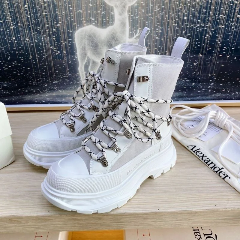 Reasonably priced Alexander Mcqueen Boots