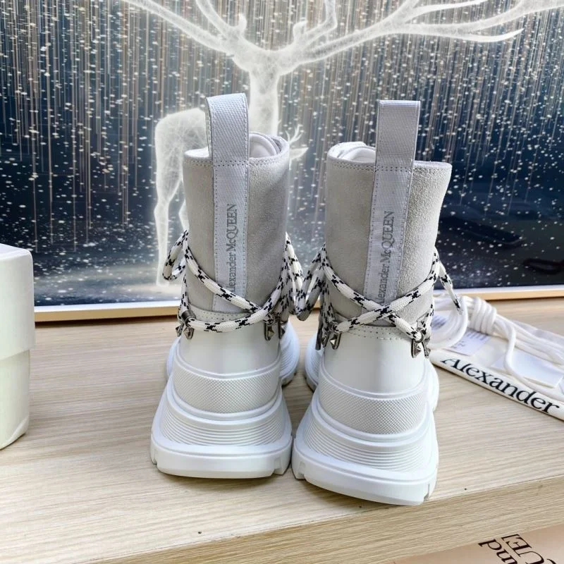 Reasonably priced Alexander Mcqueen Boots
