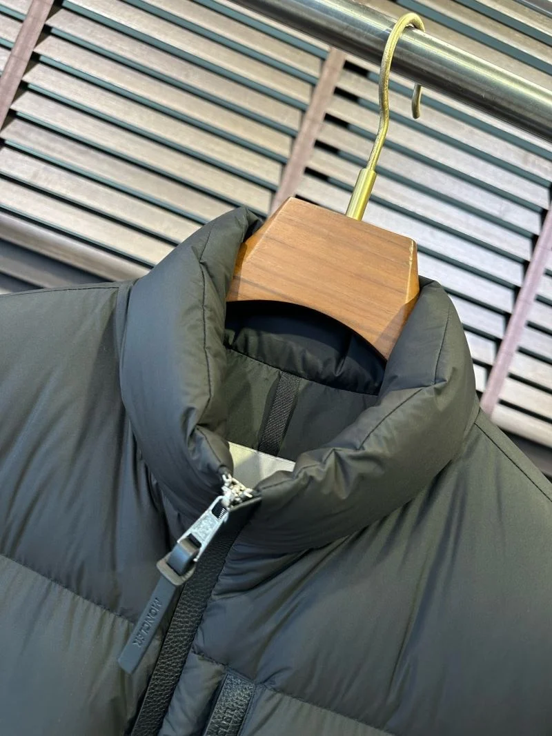 Top mirror Alexander Mcqueen Down Jackets