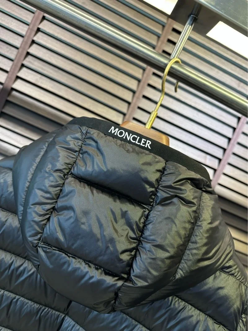 Accurate model Alexander Mcqueen Down Jackets