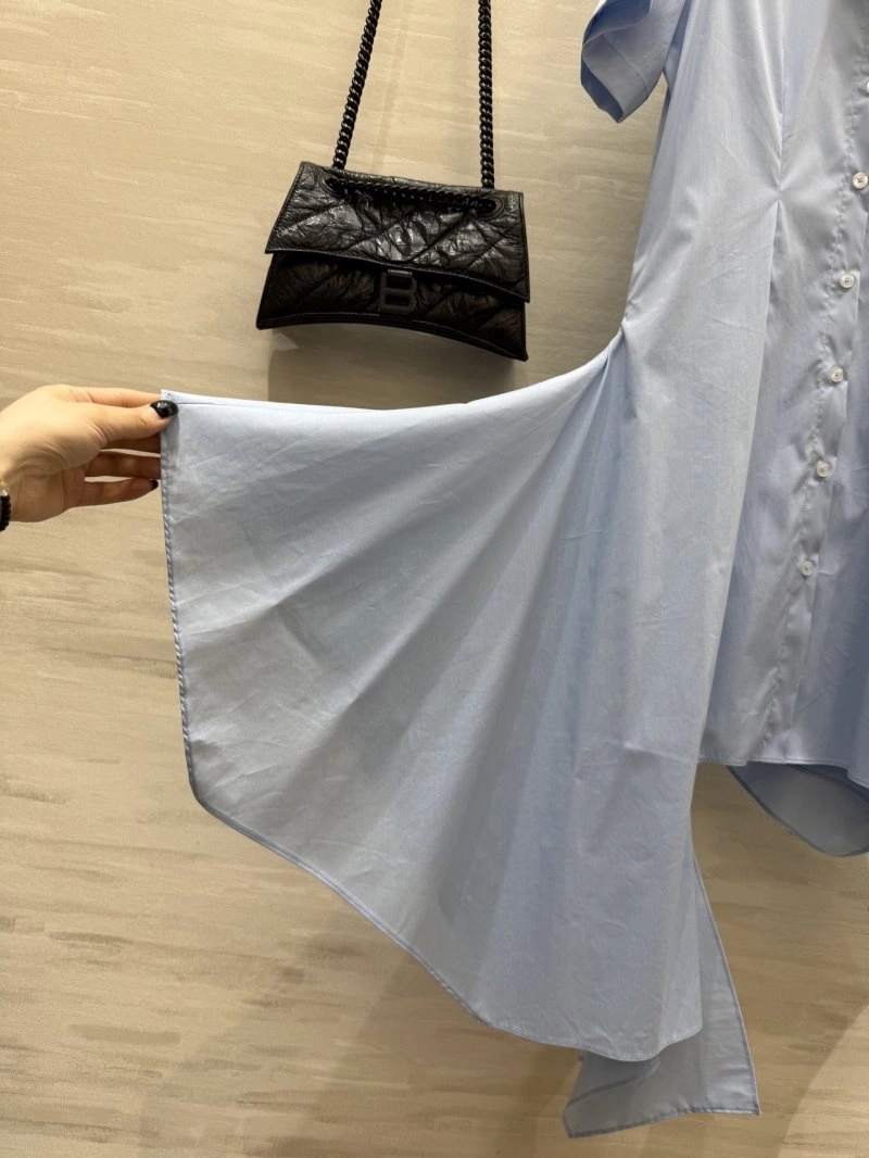 Accurate model Alexander Mcqueen Dress
