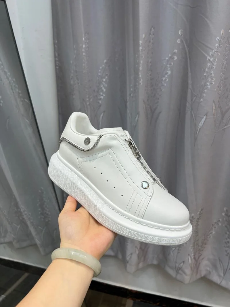 Precise copy Alexander Mcqueen Low Shoes
