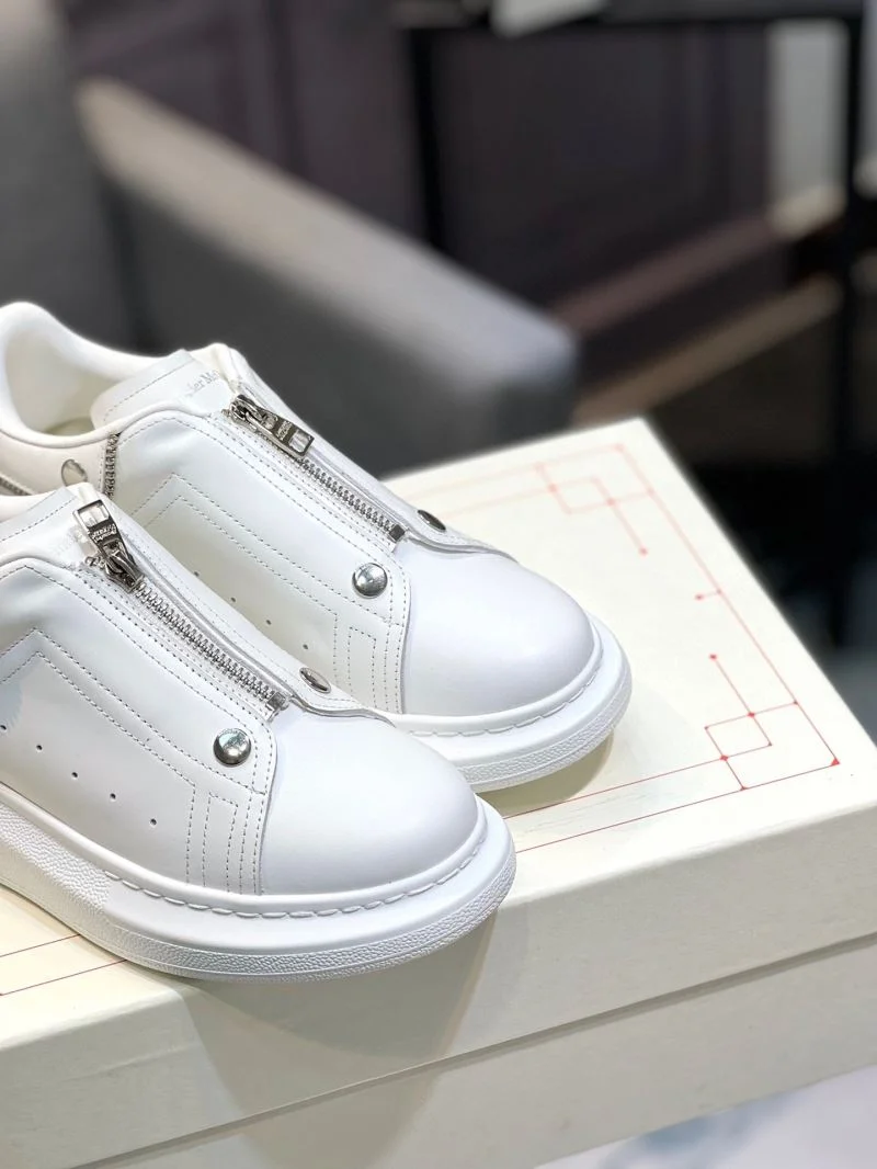 Precise copy Alexander Mcqueen Low Shoes