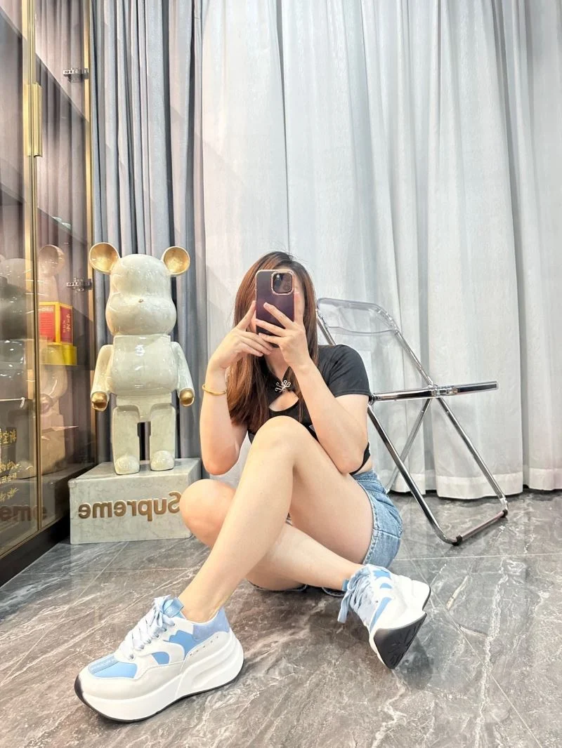 Bargain Alexander Mcqueen Low Shoes