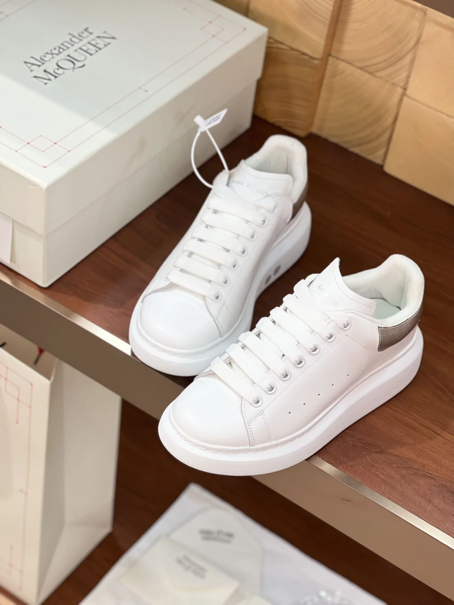 Inexpensive Alexander Mcqueen Low Shoes