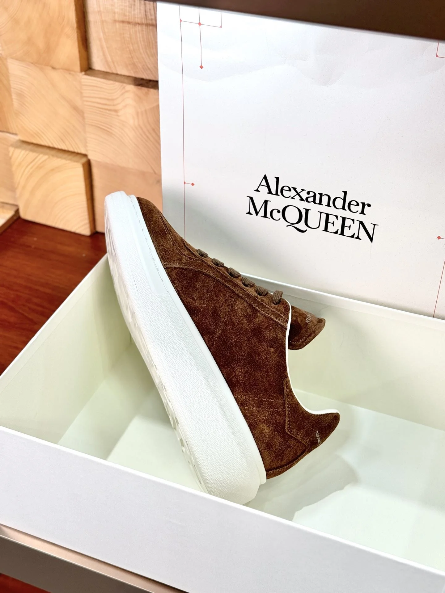 Precise copy Alexander Mcqueen Low Shoes