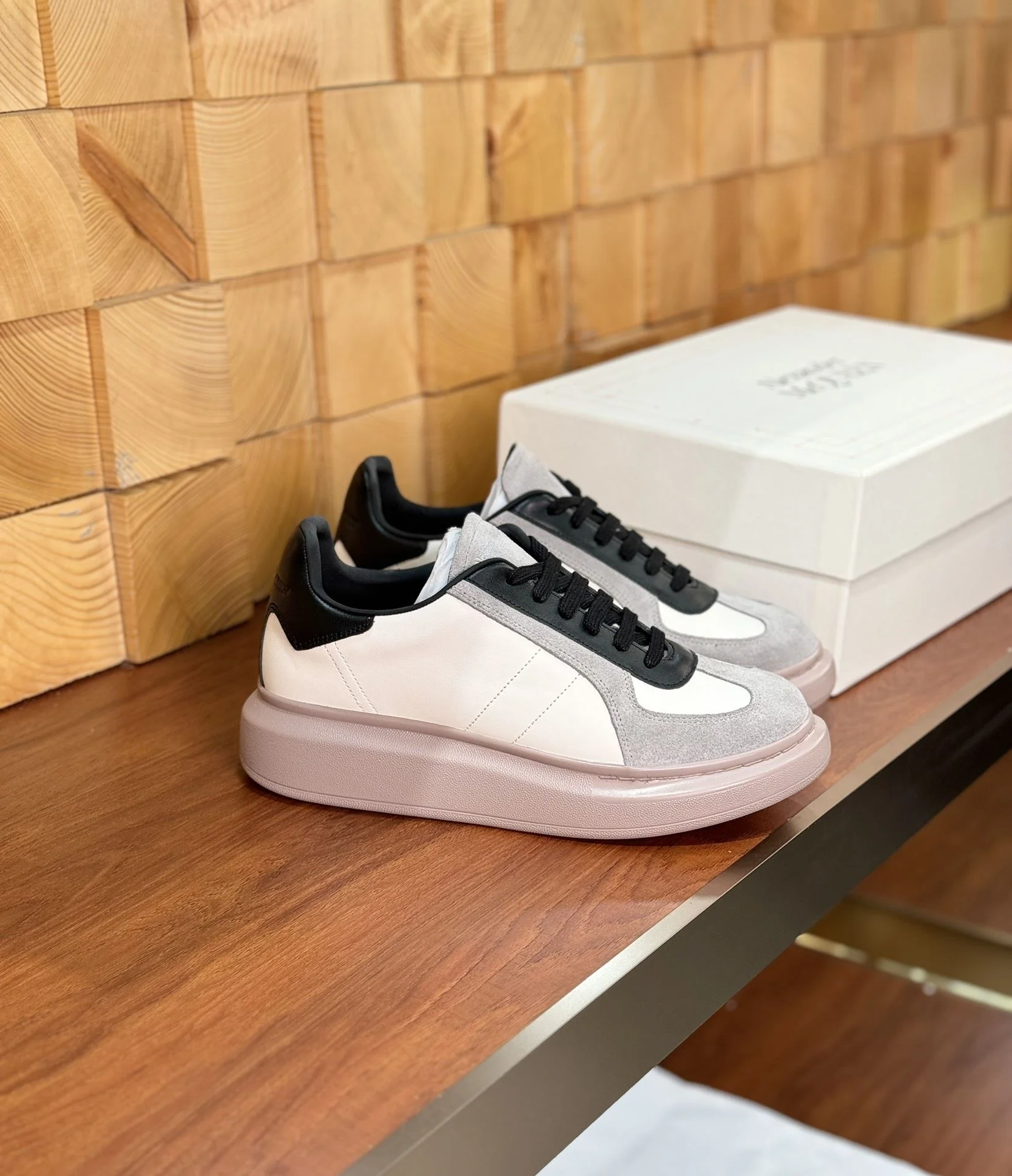 Perfect replica Alexander Mcqueen Low Shoes