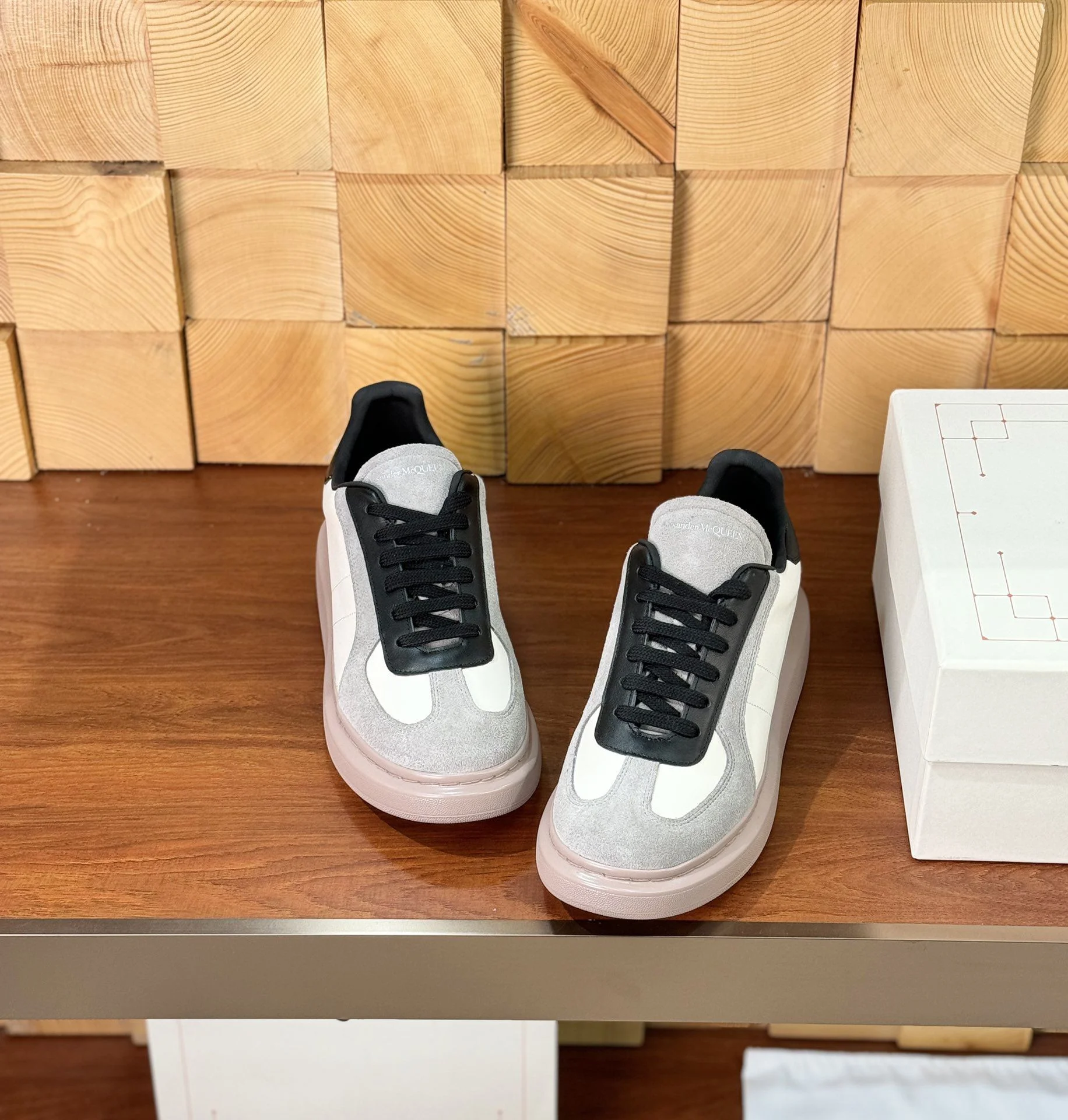 Perfect replica Alexander Mcqueen Low Shoes