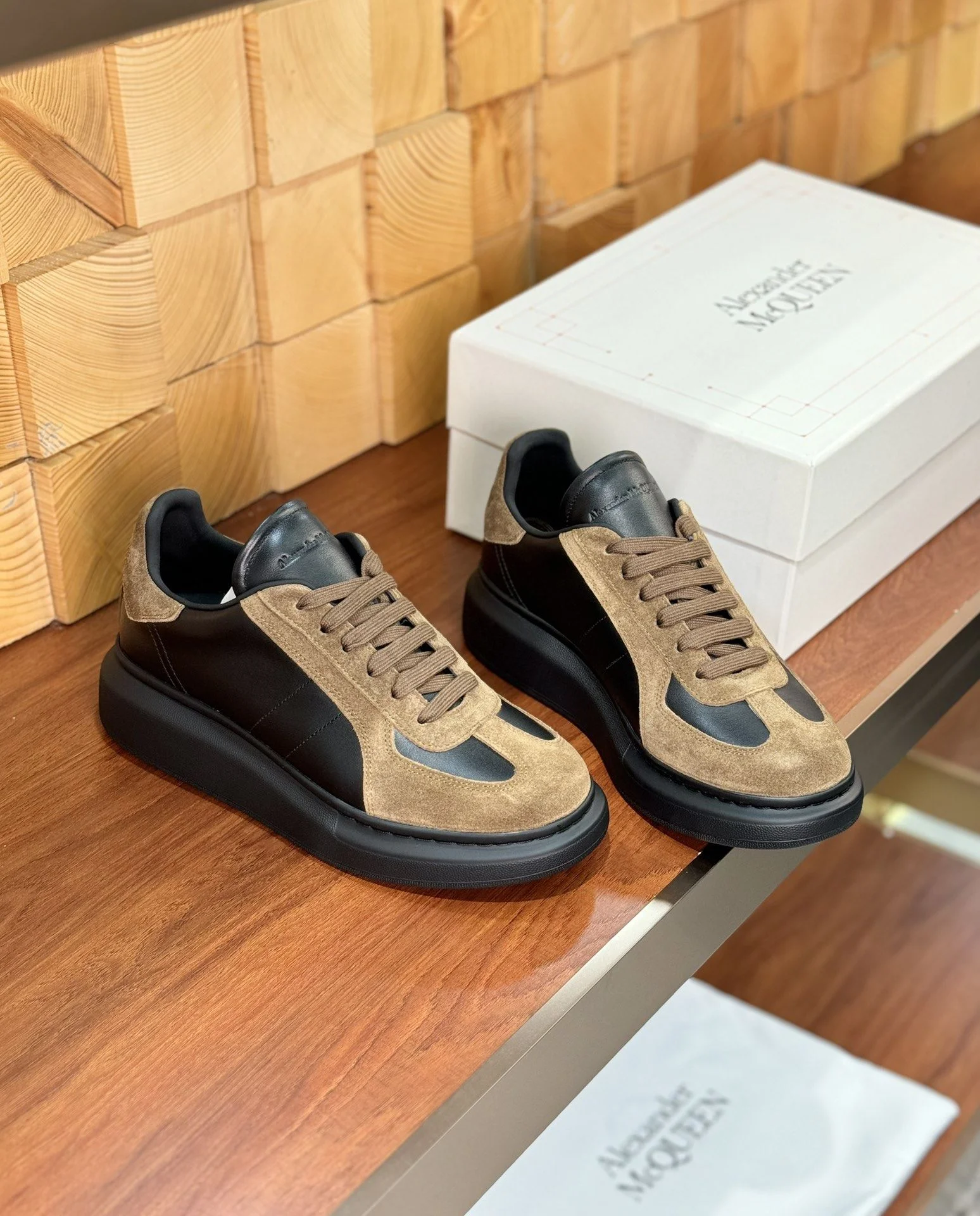 High accuracy Alexander Mcqueen Low Shoes