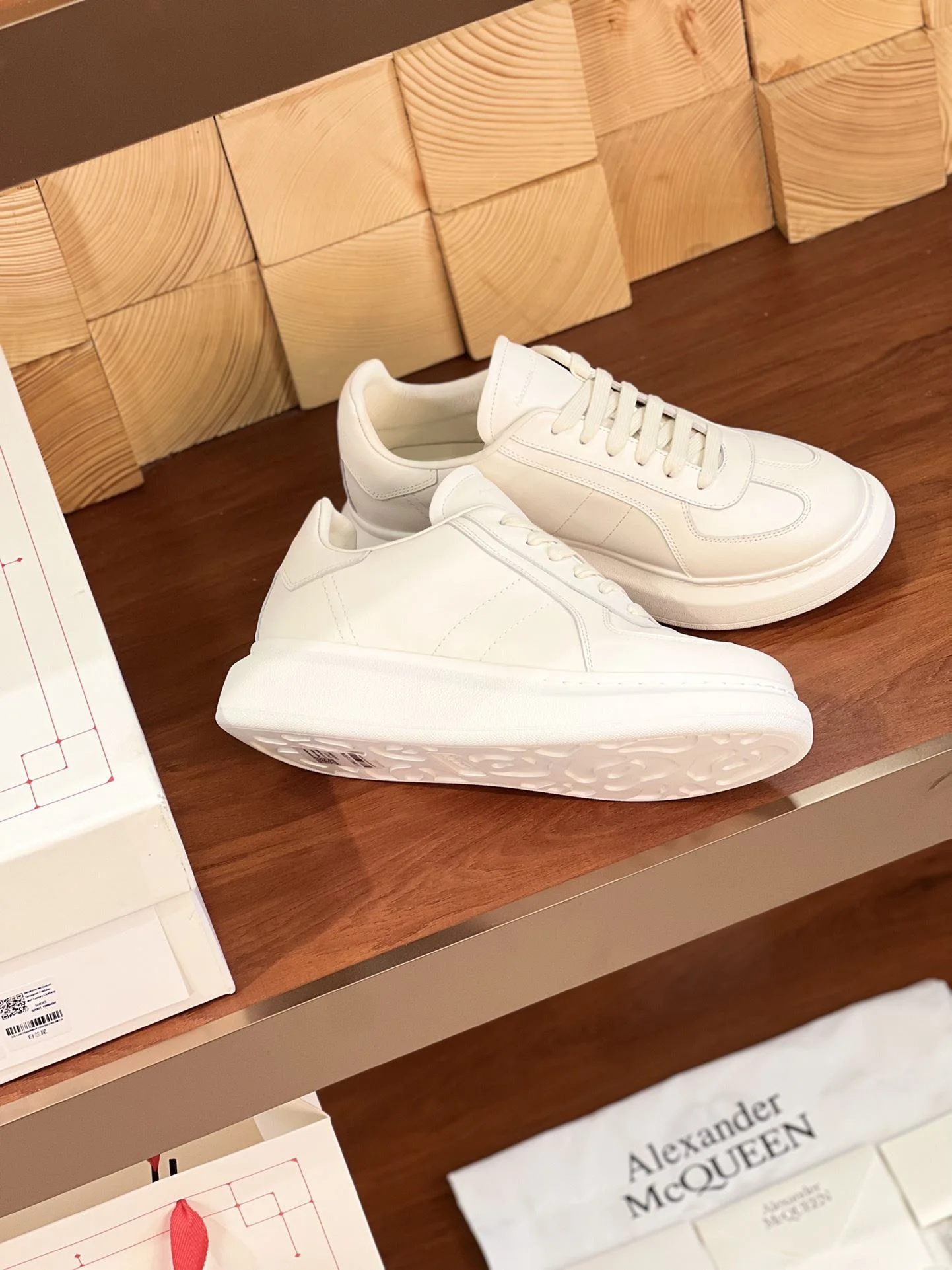 Real Alexander Mcqueen Low Shoes