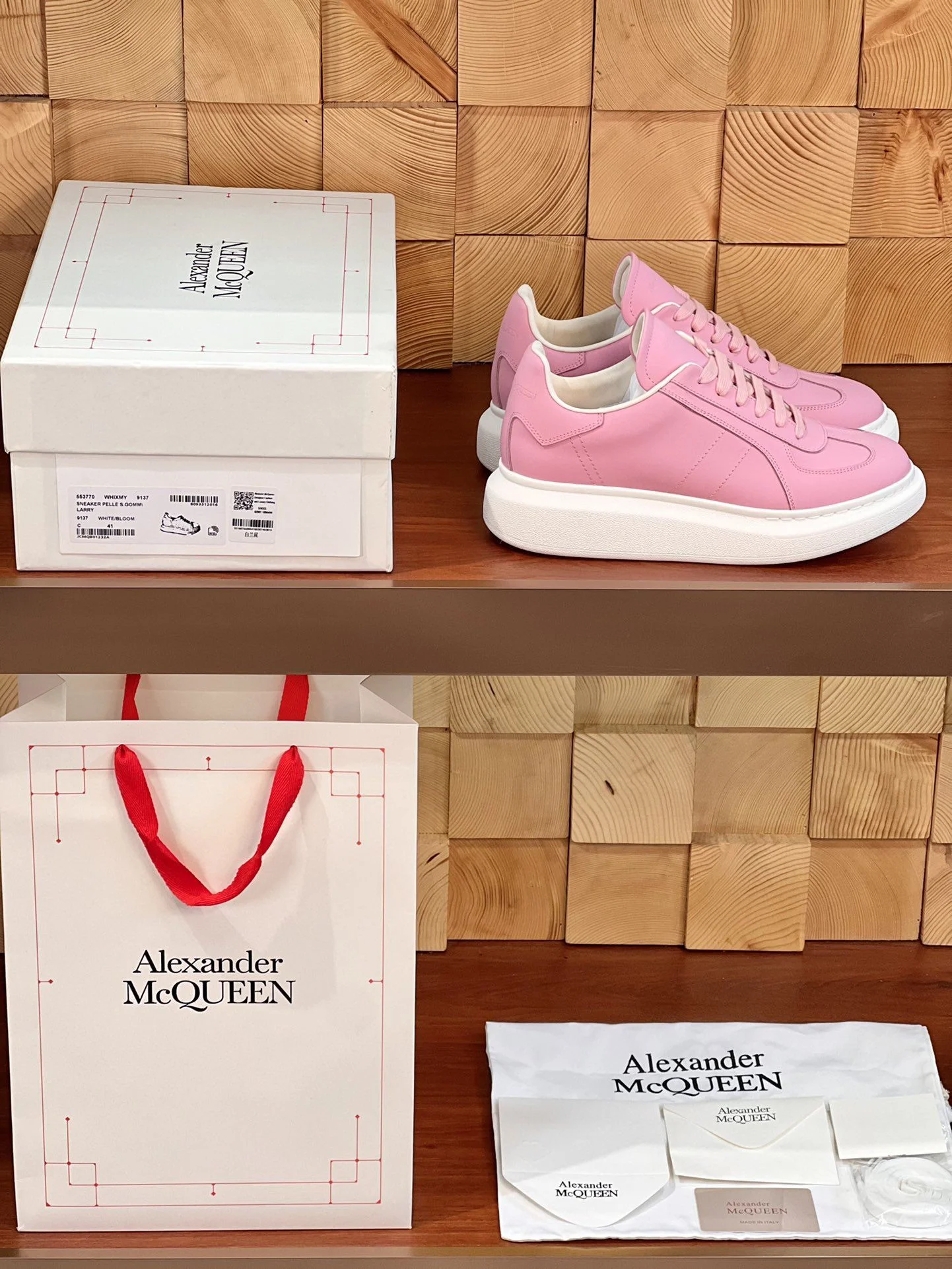 Mirror quality Alexander Mcqueen Low Shoes