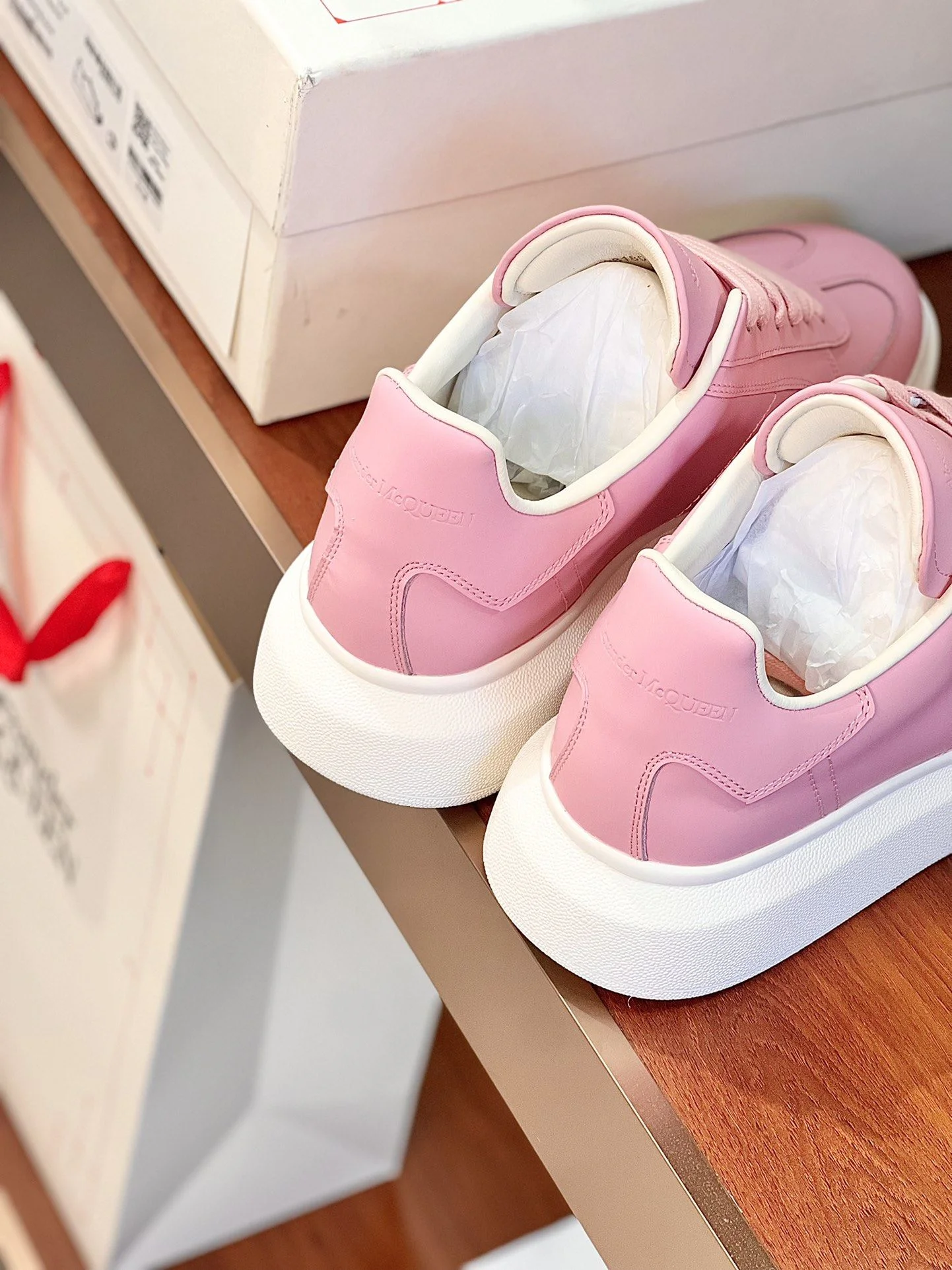 Mirror quality Alexander Mcqueen Low Shoes