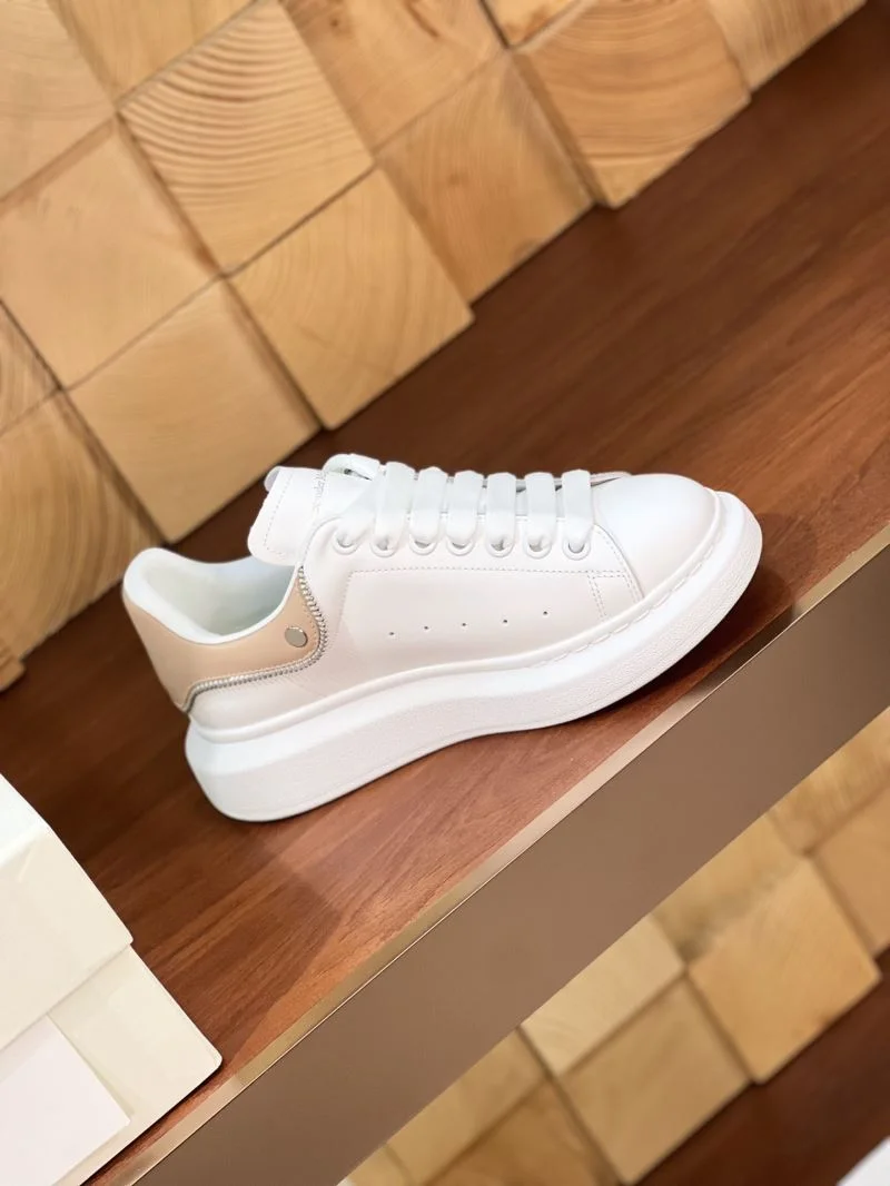 Indistinguishable Alexander Mcqueen Low Shoes