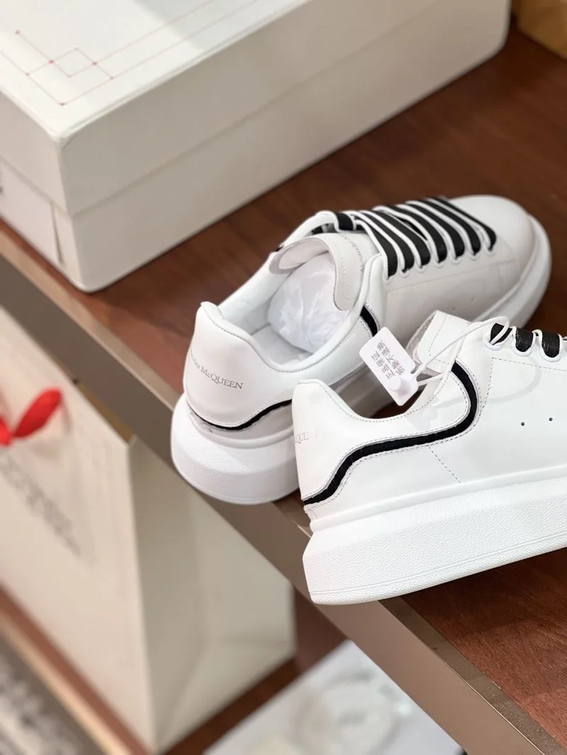 Mirror quality Alexander Mcqueen Low Shoes