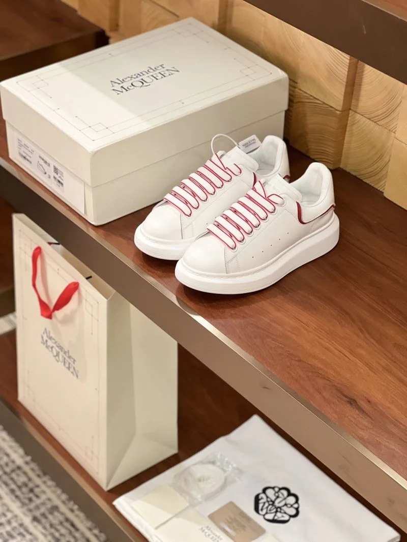 Budget-friendly Alexander Mcqueen Low Shoes
