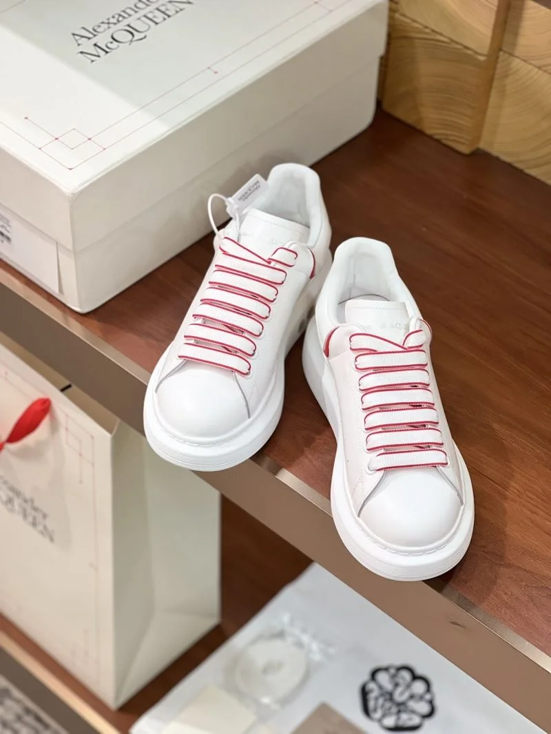 Budget-friendly Alexander Mcqueen Low Shoes