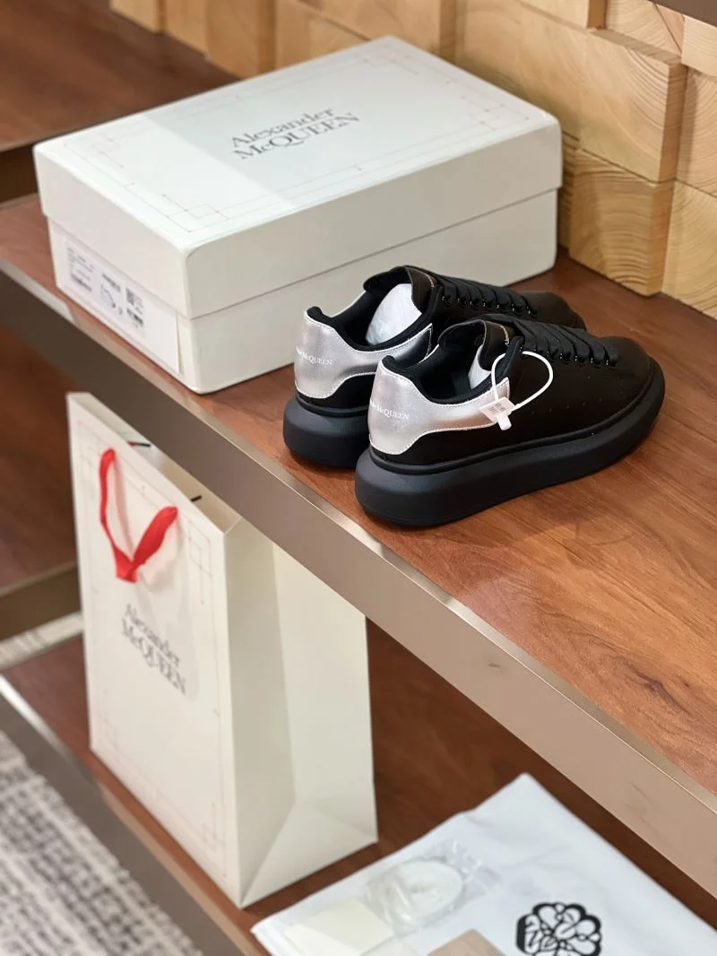 Alexander Mcqueen Low Shoes