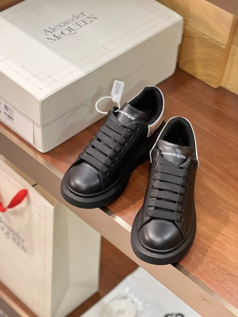 Genuine Alexander Mcqueen Low Shoes
