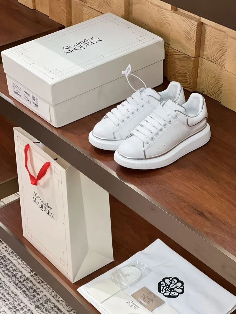 Brand-original Alexander Mcqueen Low Shoes