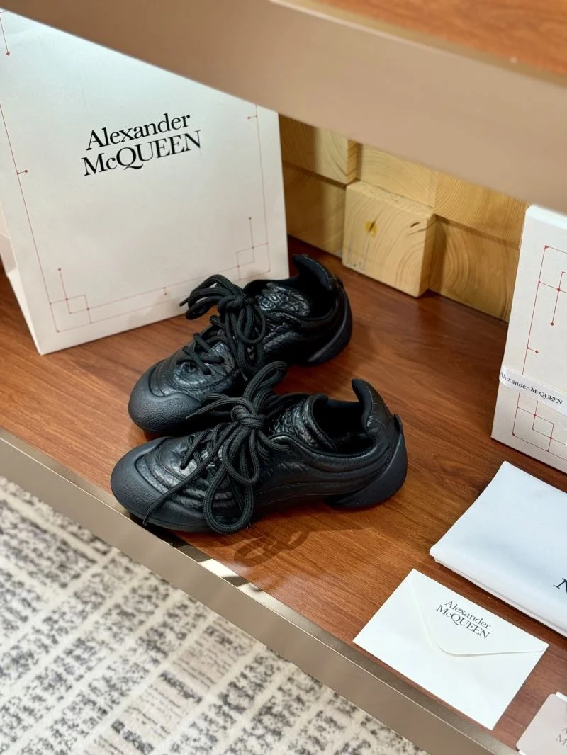 Official Alexander Mcqueen Low Shoes